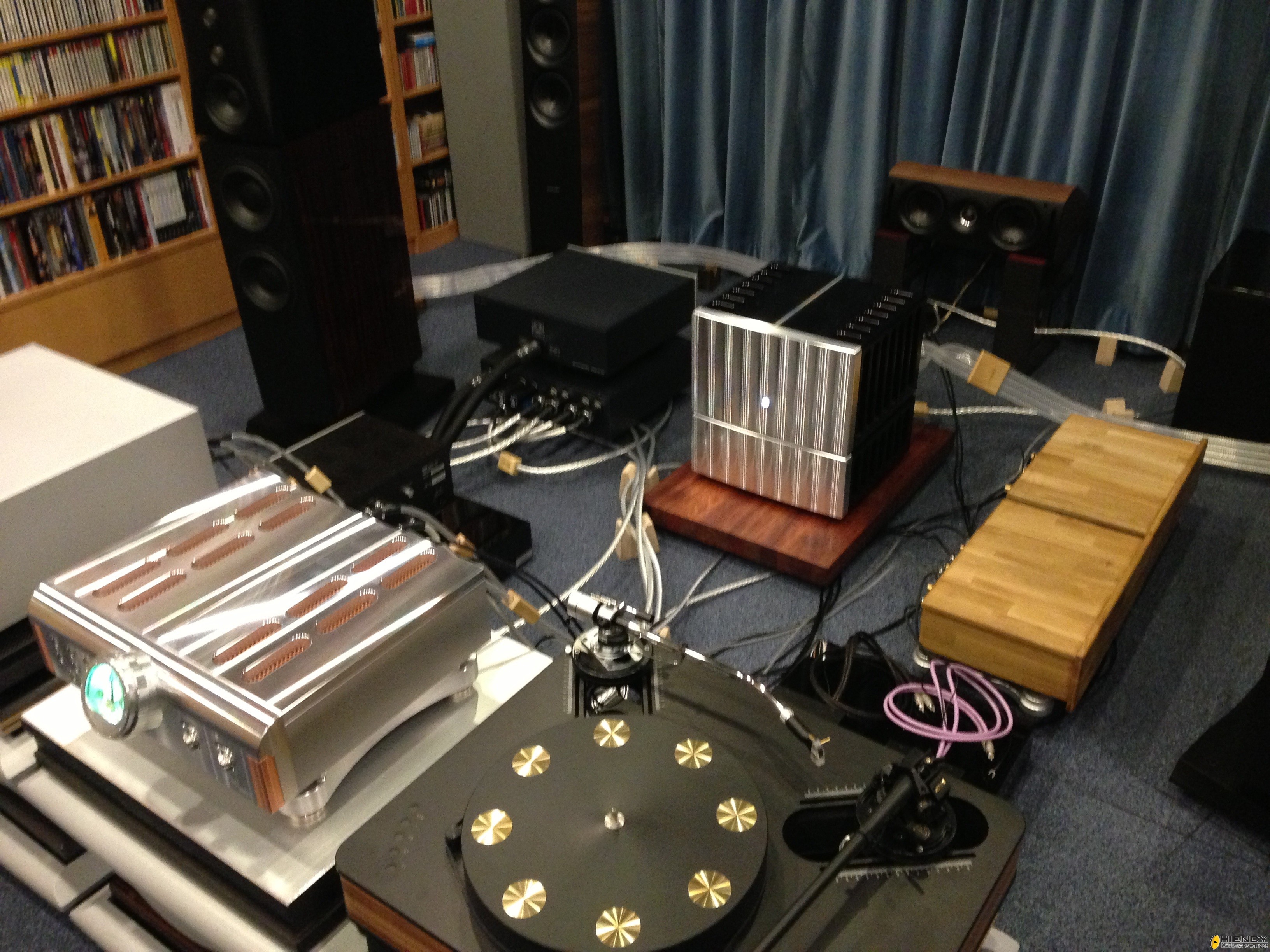 Jeff Rowland 825 power amplifier (open box) - 兩聲道音響討論區 - Hiendy.com 影音 ...