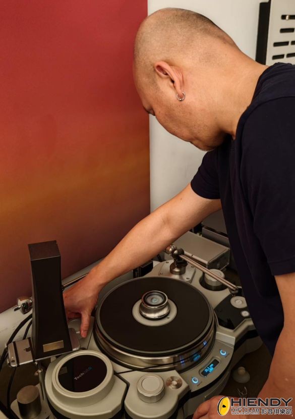 繼AirBlade 180°擴散高音之後，英國 Arya Audio Labs 推出新產品: Orbius 及 Kyoon - 兩聲道音響討論區 - Hiendy.com 影音俱樂部 ...